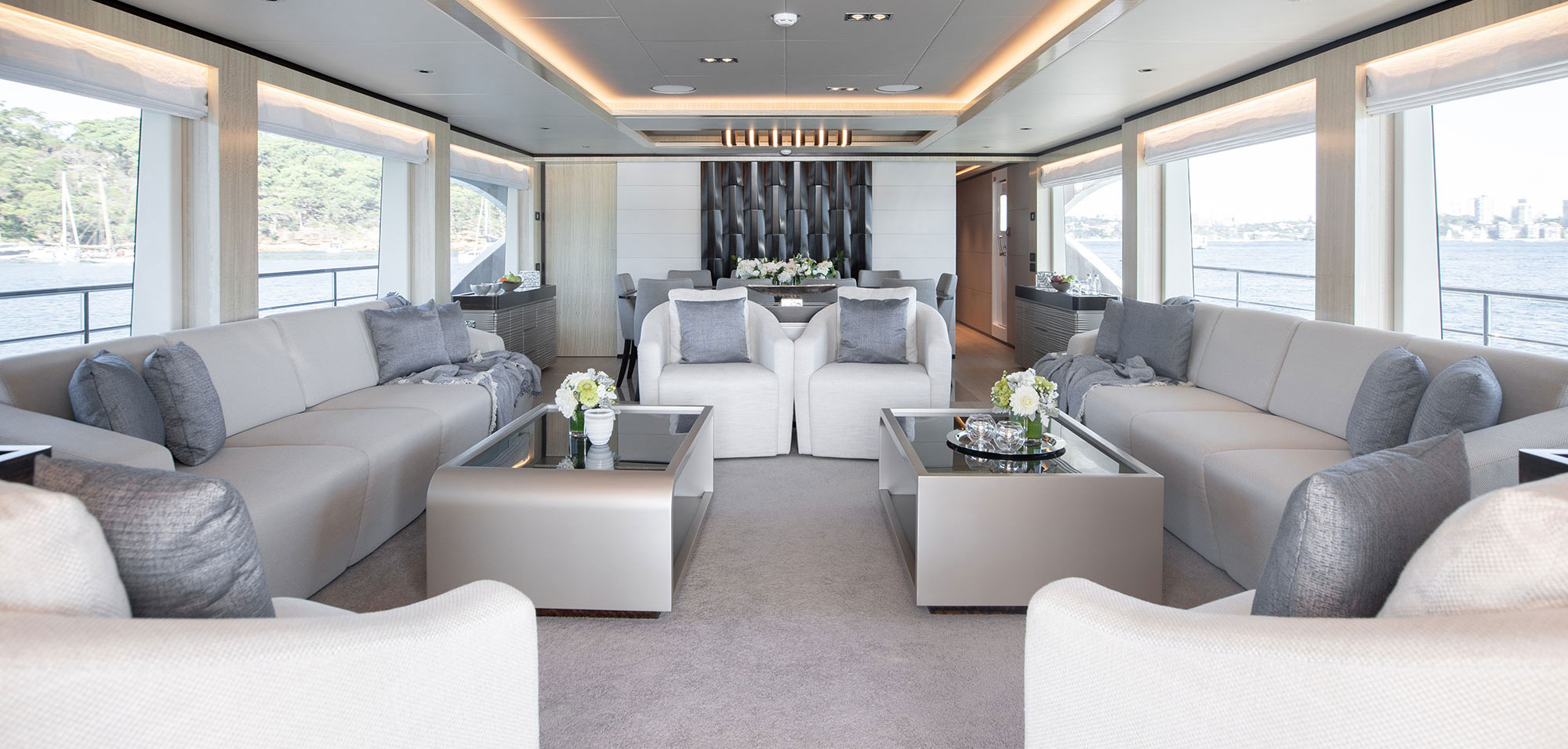 One World – Sydney Boat Agency